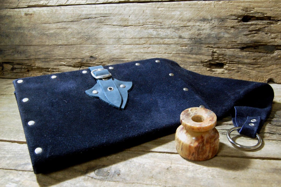 Girdle Book Made of Leather, Larp, Mage, Sorcerer - Etsy