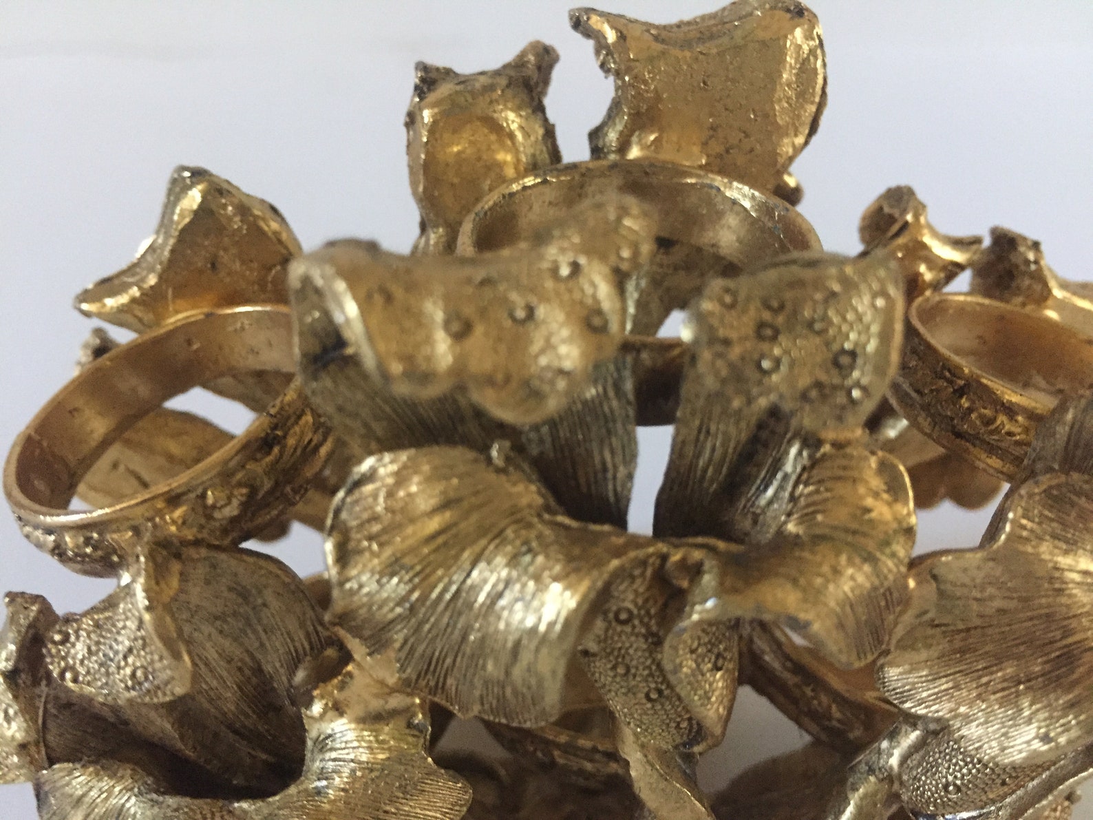 Stunning Vintage Metal Tiger Lily Gold Make-up Brush Holder - Etsy