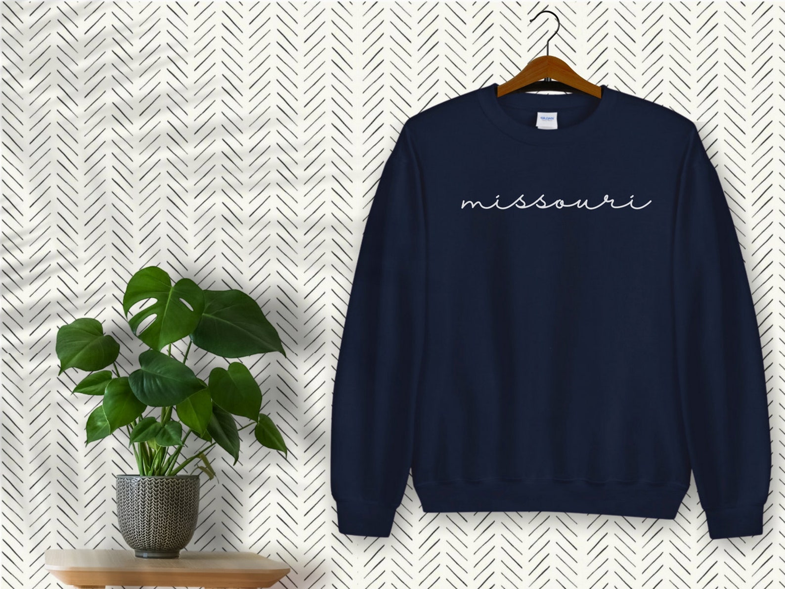 Missouri Sweatshirt Trendy MO Crewneck Cursive State Pullover Womens ...