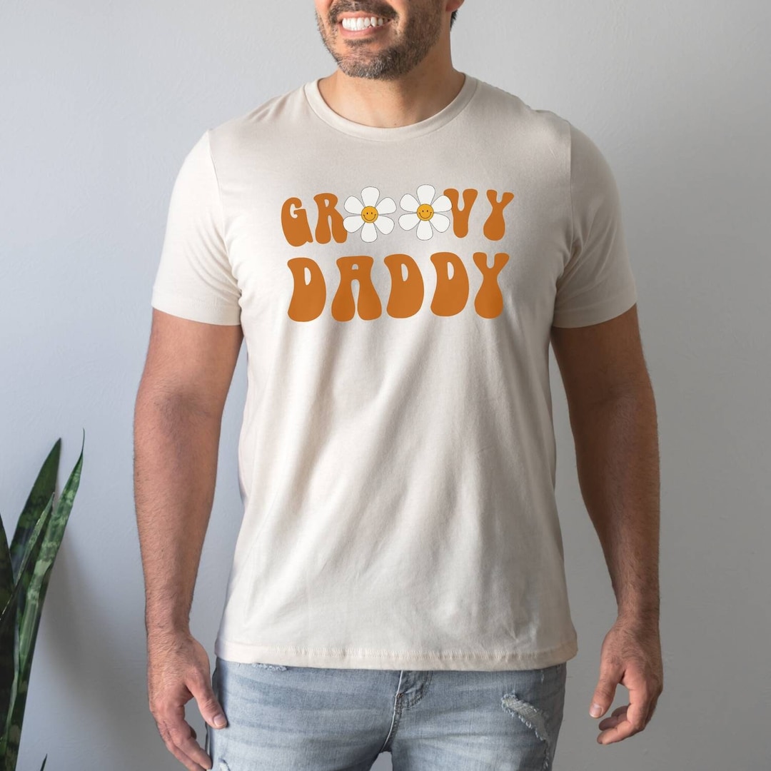 Groovy Daddy Shirt Retro Dad Tee Boho Father Top Hippie Fathers Day ...