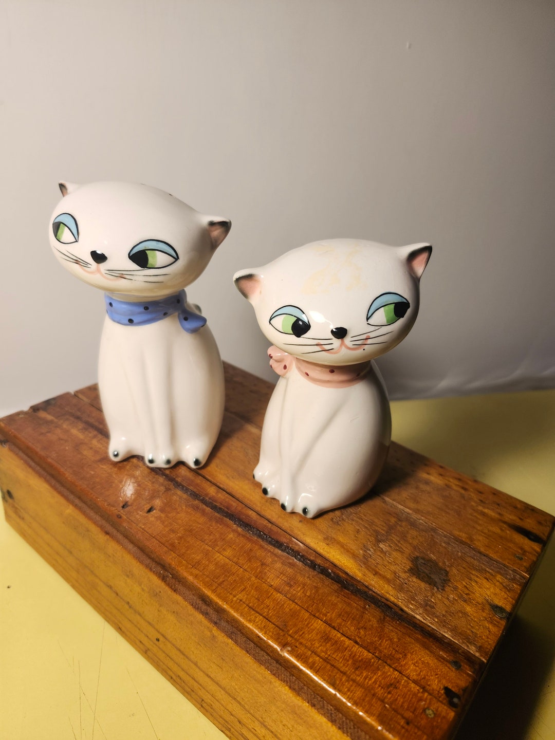 1950s Holt Howard Cats Salt and Pepper Shakers. Noisemakers. Squeakers ...