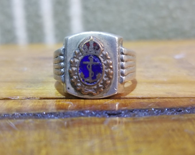 Vintage R.C.N. Sterling Silver Men's Ring. Royal Canadian Navy. Size 9. ...