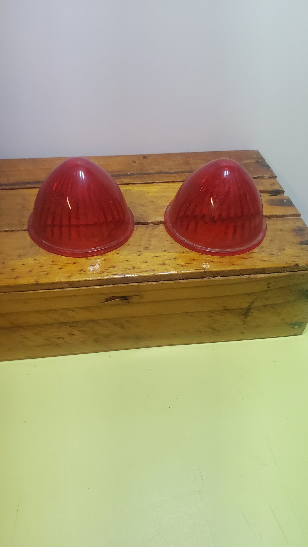 2 Vintage Dominion Auto Saf-t-ray Red Truck Light Lenses. Fender. - Etsy