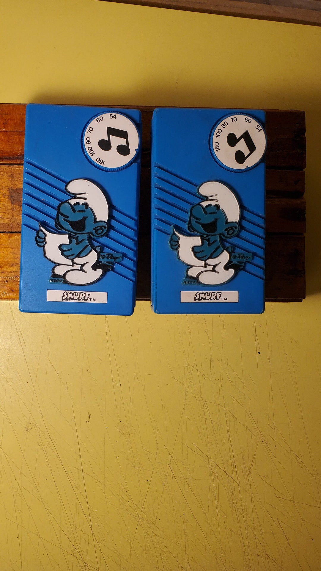 2 Vintage 1982 Smurf Walkman Style FM Radios by Nasta Inc, Headphone ...