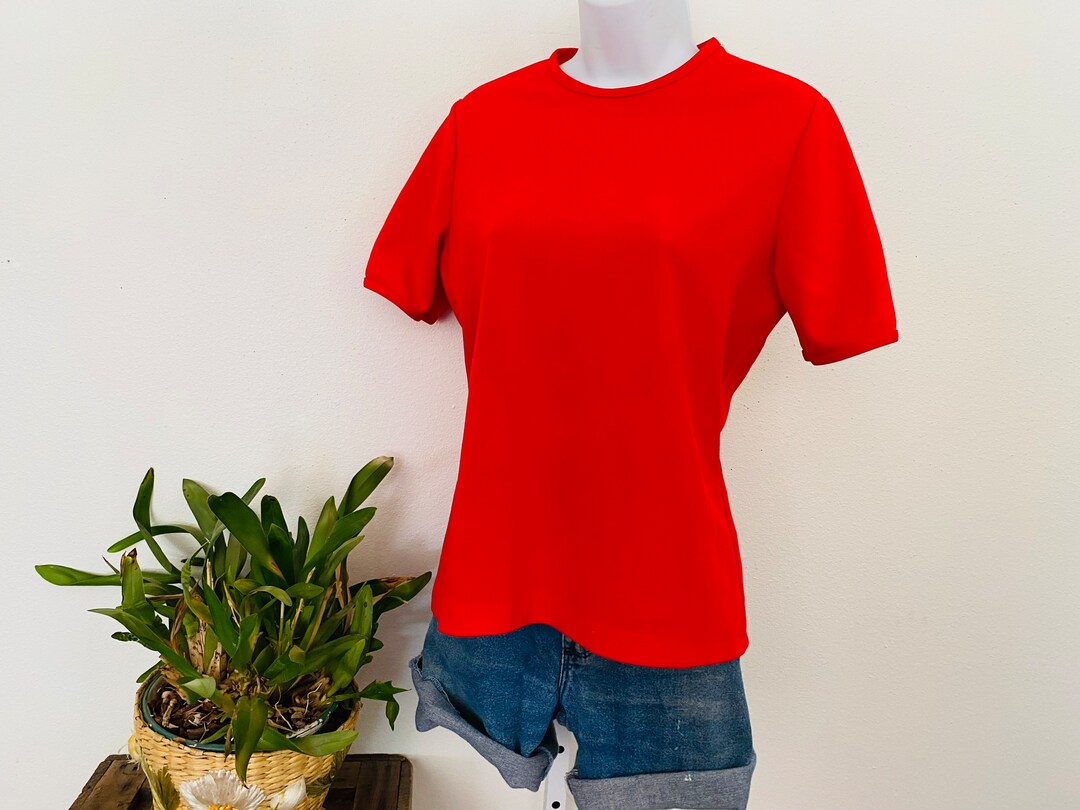 Bright Red 1970s Pykettes Back Zip Round Neck Polyester Tee. Size L ...