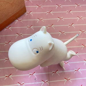 Kawaii Running Moomin / Moomin Valley Collection 2004 Figure Toy 6 Inch ...