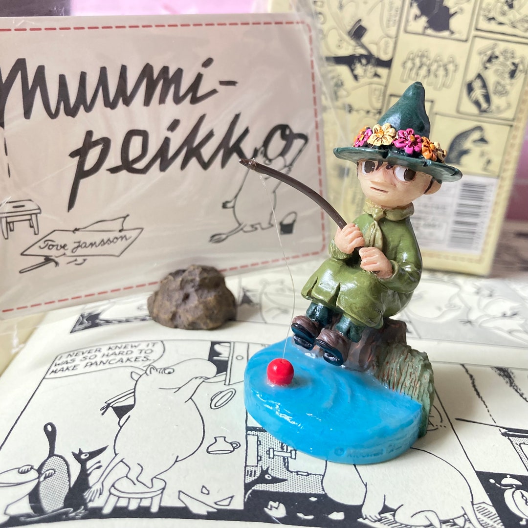 Kawaii Snufkin Fishing Moomin Resin Figure / Figurine Toy by Muumi ...