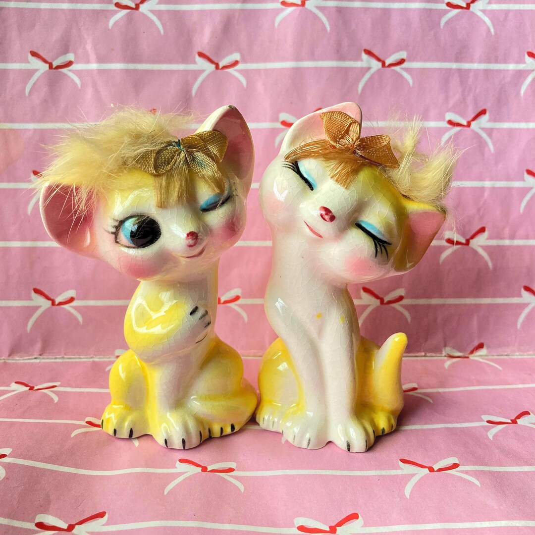 Vintage Kitsch Big Eye Ceramic Cat Figurine Pair From Japan 1960s - Etsy