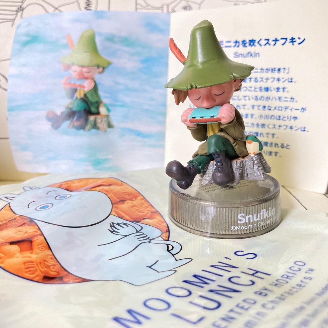 Kawaii Snufkin moomins Friend Figure Figurine Toy / Bottle Cap From ...