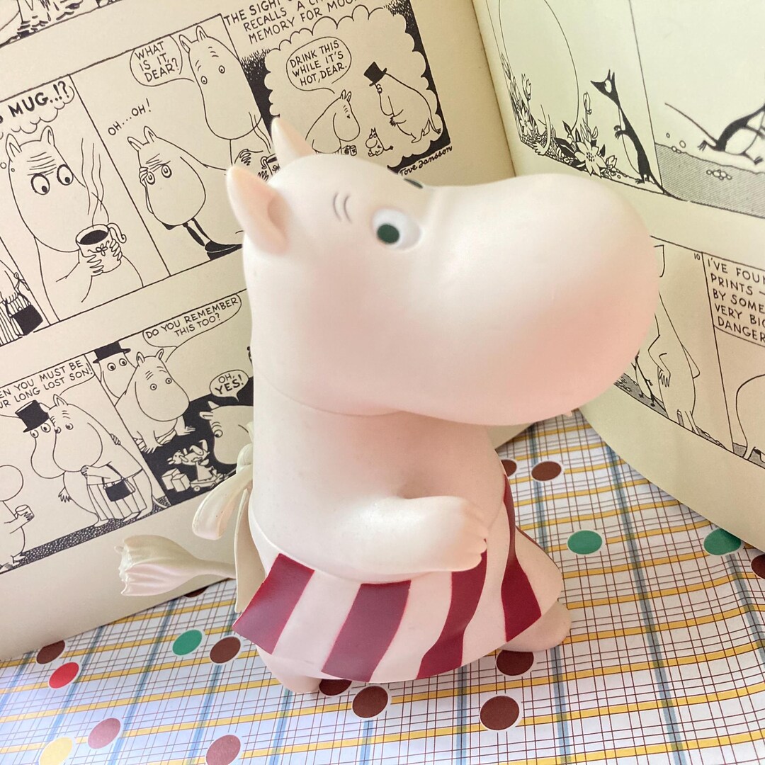 Kawaii Running Moominmamma / Moomin Valley Collection 6” Figure Toy by ...