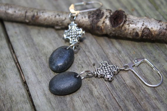 Lake Superior jewelry Basalt stone earrings with Celtic cross | Etsy
