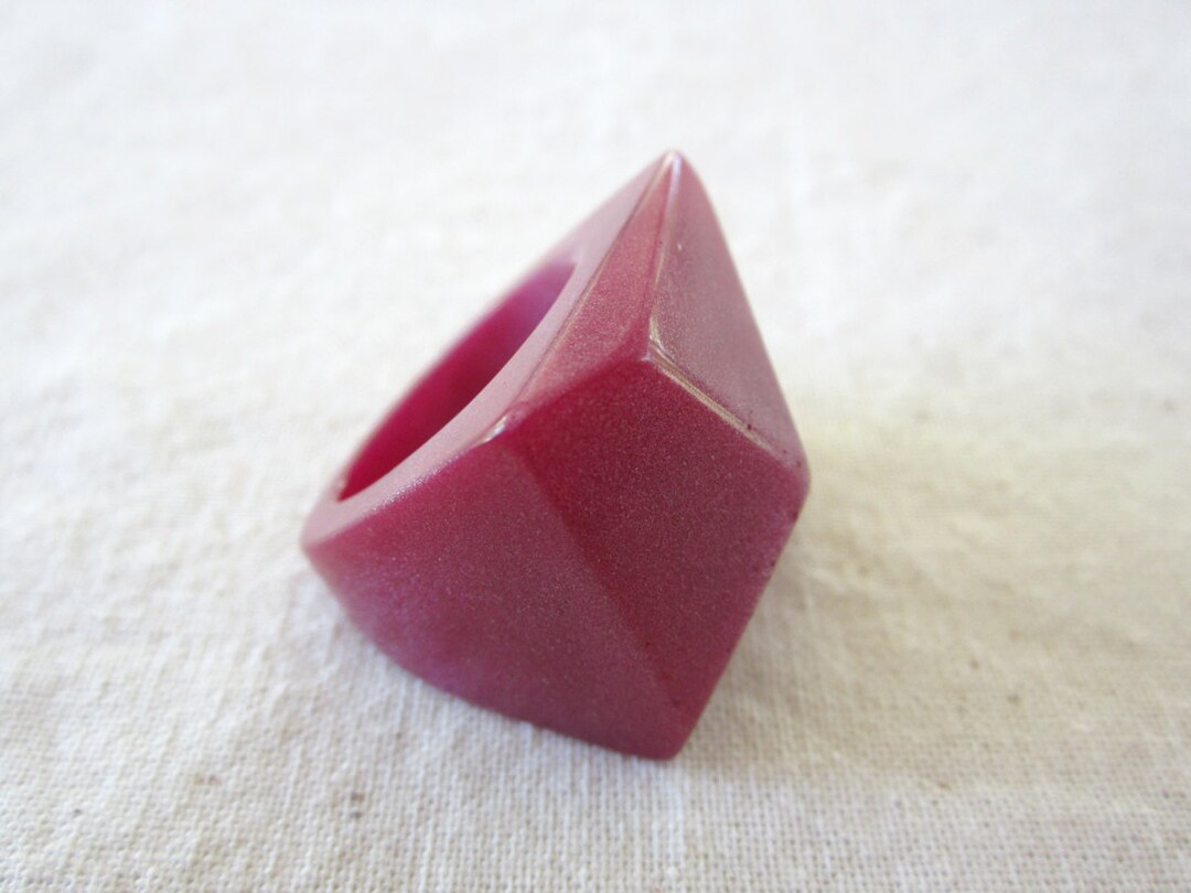 Magenta, Pink, Fuchsia Resin Ring, Pyramid, Geometric Shape, Faceted ...
