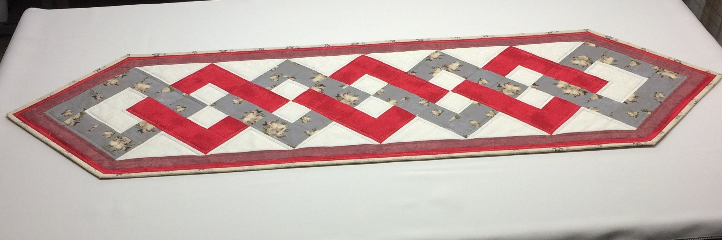 Interlocking Squares Table Runner Quilted Table Runner - Etsy Canada