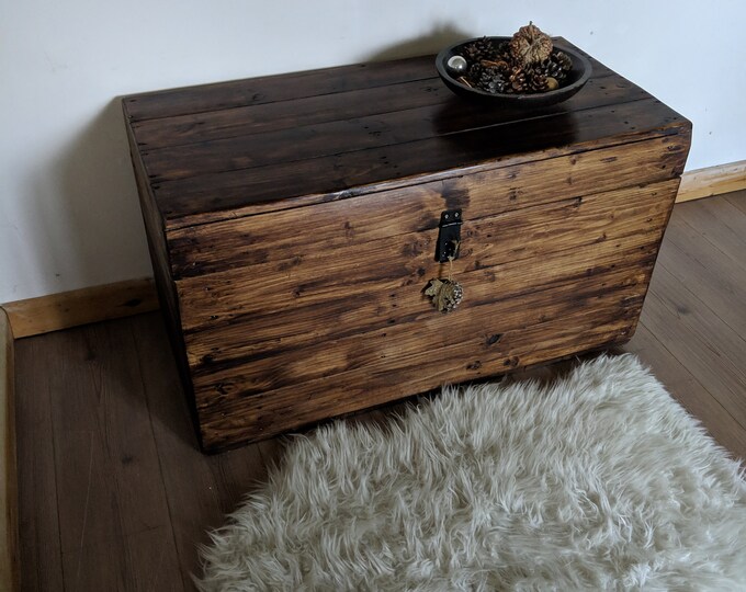Rustic Clamshell Wooden Trunk Handmade From Reclaimed Wood Made to ...