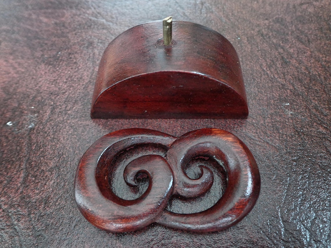 Wood Double Maori Koru Carving Statue. W119 - Etsy