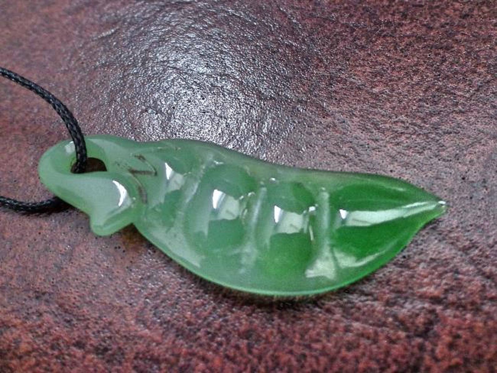 Nephrite Jade Pea Pendant. S498 - Etsy