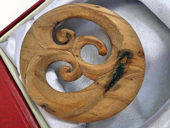 Pine Wood Koru Family Pendant. W88 - Etsy