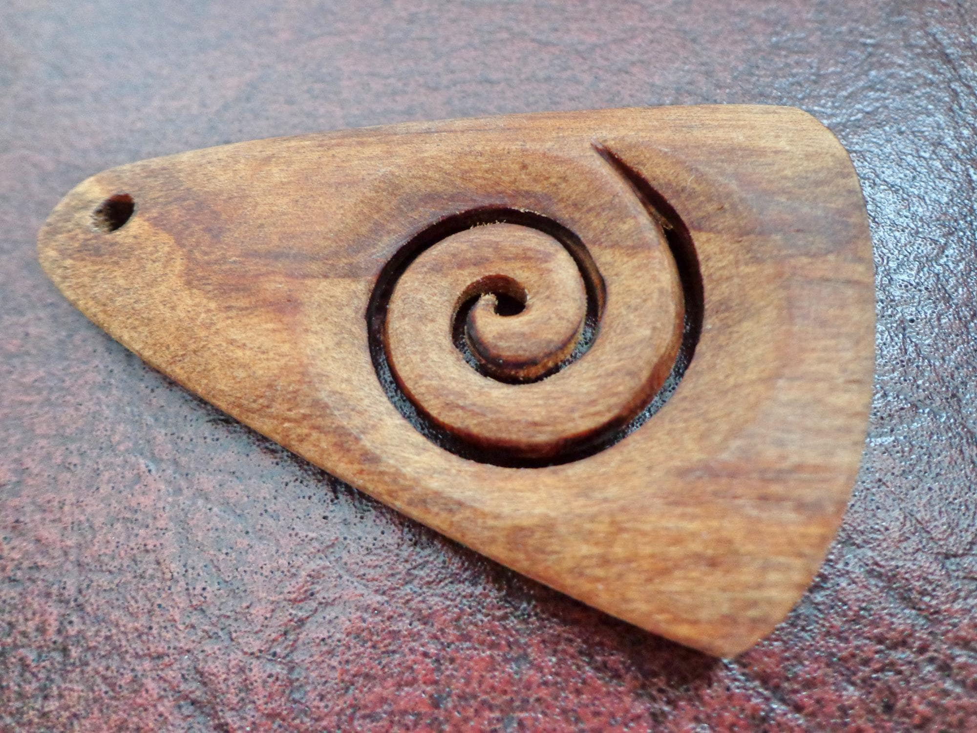NZ Pine Wood Maori Koru Spiral Pendant. W118 - Etsy