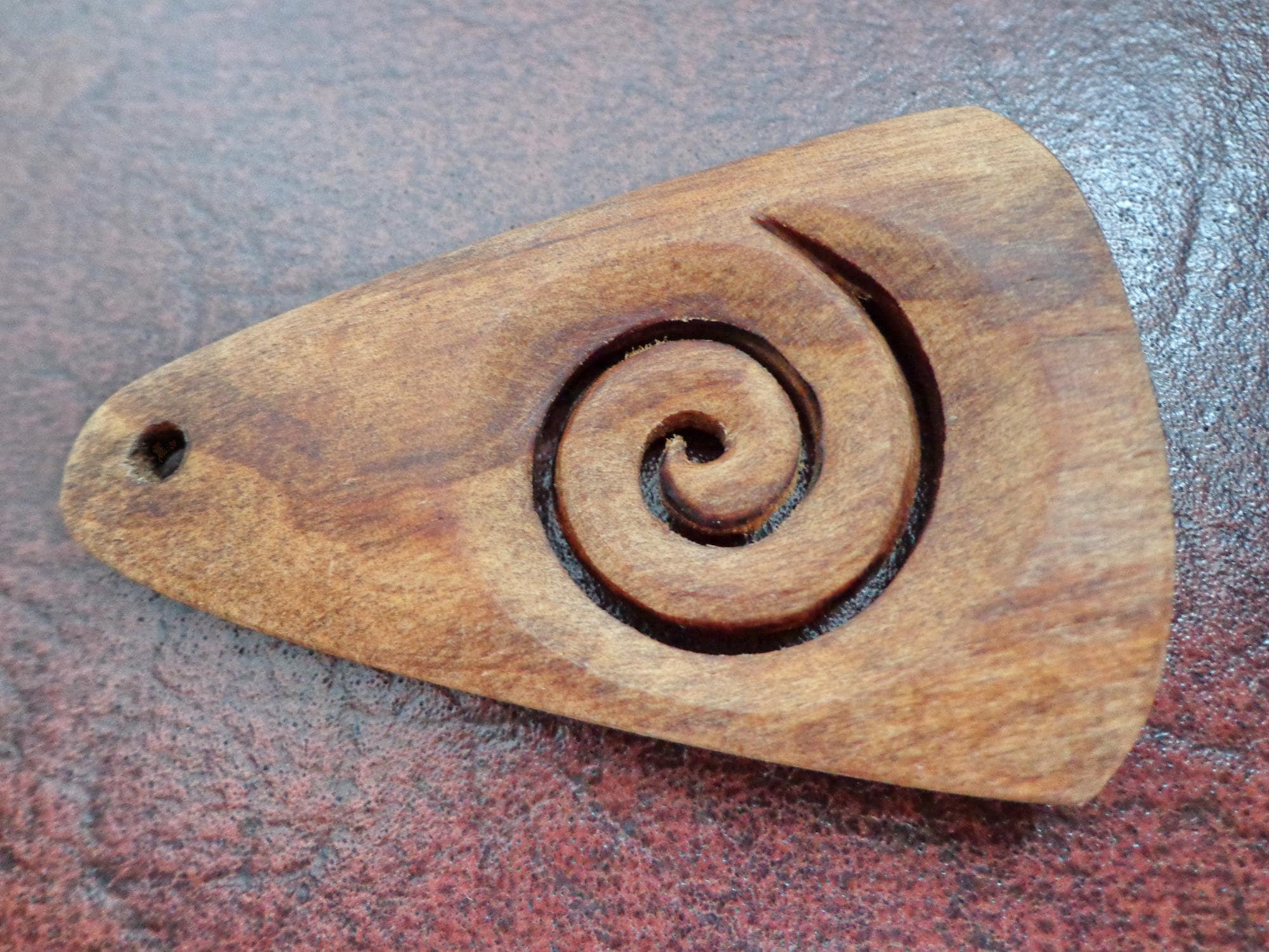 NZ Pine Wood Maori Koru Spiral Pendant. W118 - Etsy