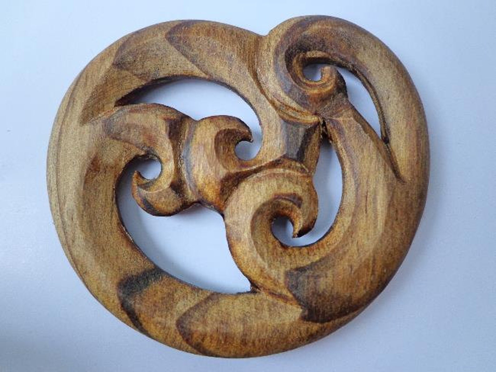 NZ Pine Wood Maori Koru Family Heart Pendant. W101 - Etsy