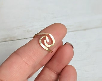 Swirl Gold Ring - Etsy