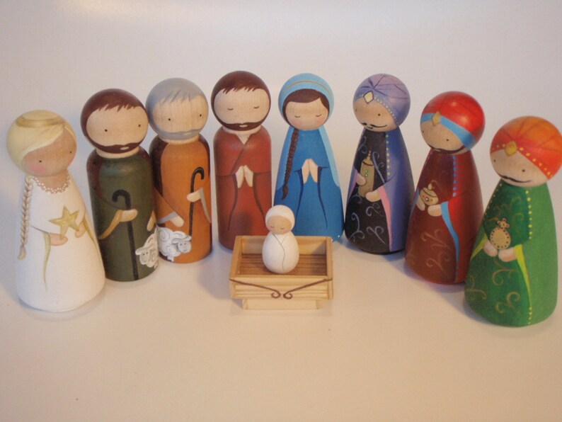Hand painted wooden peg doll nativity set // wooden nativity | Etsy