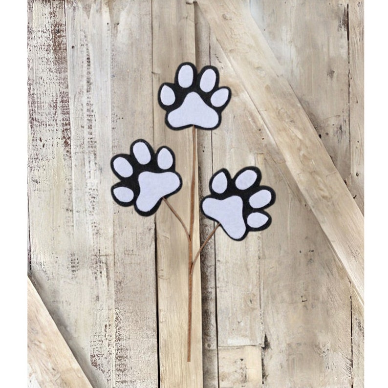 13.5in Felt Paw Print Spray: Black/white - Etsy