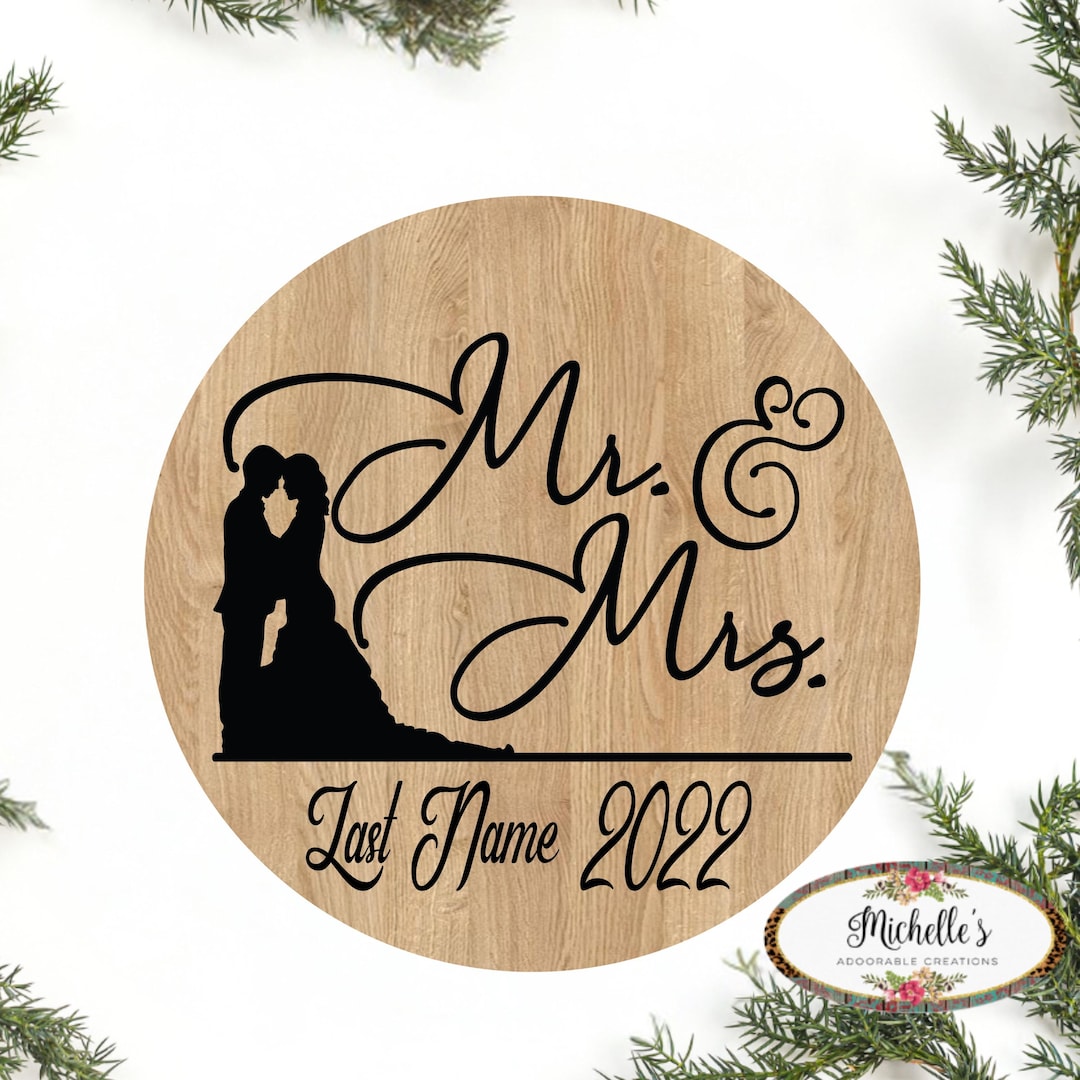 Mr and Mrs Wedding Round Sign - Etsy