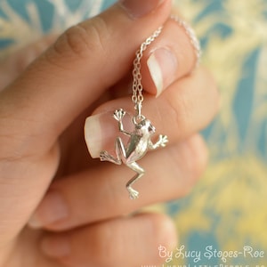 Handmade Silver / Gold / Solid 9ct Gold Tree Frog Pendant and Chain - Etsy