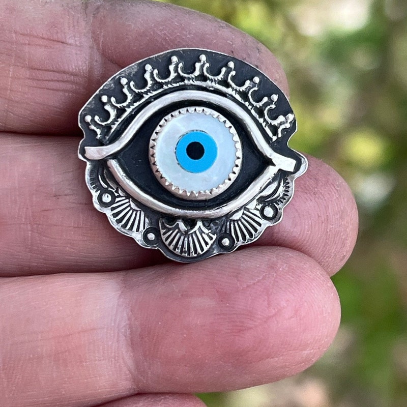 Eye Button - Etsy