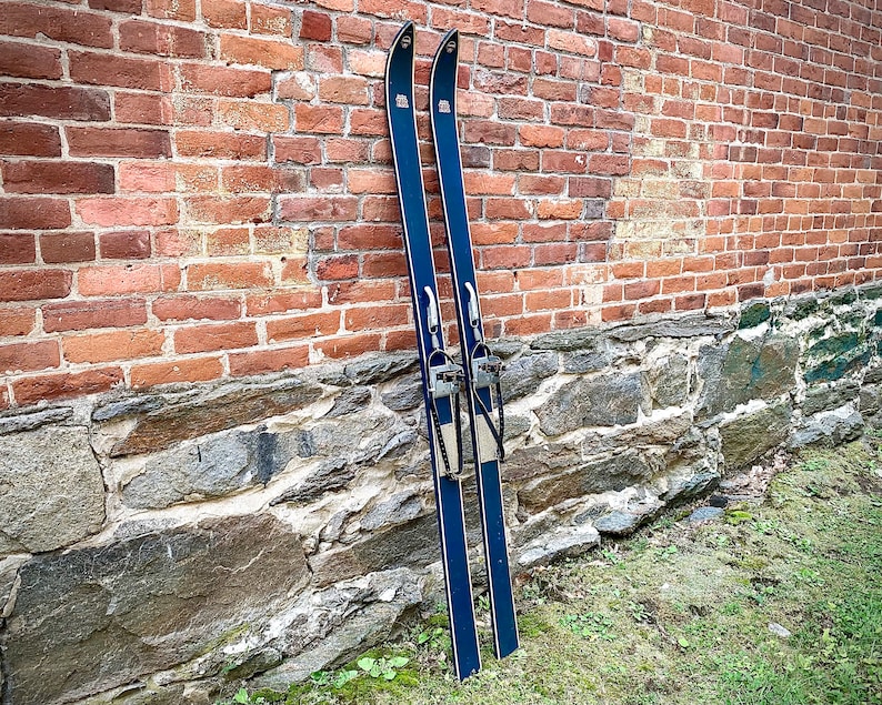 1950's LUND FIS JUNIOR Wooden Youth Skis Antique Blue Vintage Northland ...