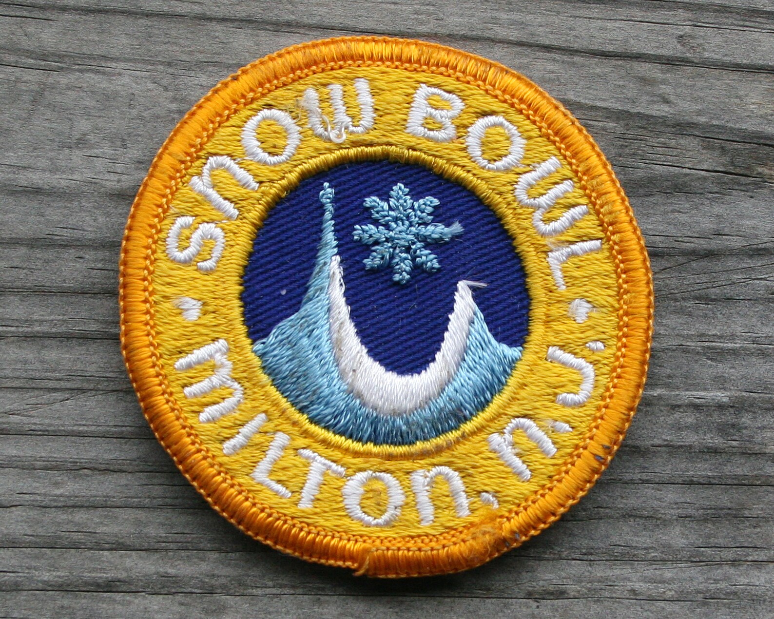 SNOW BOWL Vintage Cloth Ski Patch Milton NJ Lost Area Skiing - Etsy