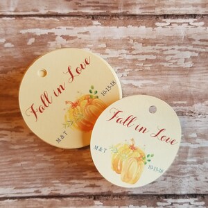Fall in Love Round Tag, Wedding Tag, Bridal Shower Tag, Fall Wedding ...