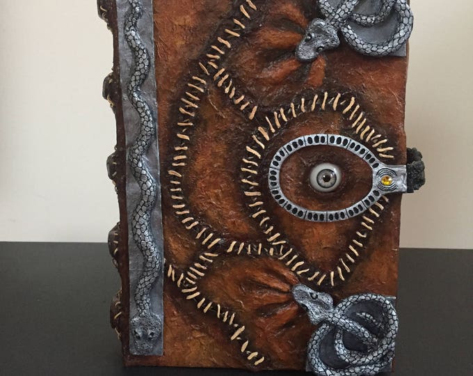Animatronic Hocus Pocus Replica Spell Book - Etsy