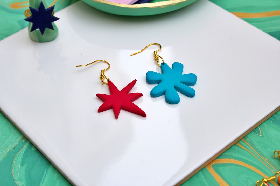 Red and Blue Kiki Bouba Earrings – Linguistics Inspired Abstract ...