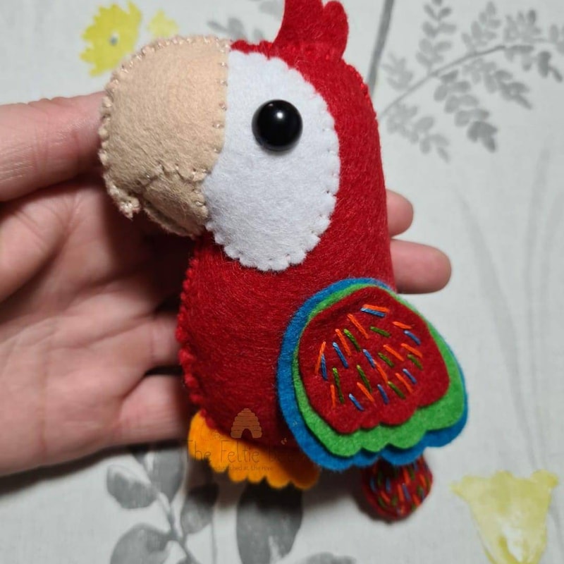 Felt Parrot - Etsy