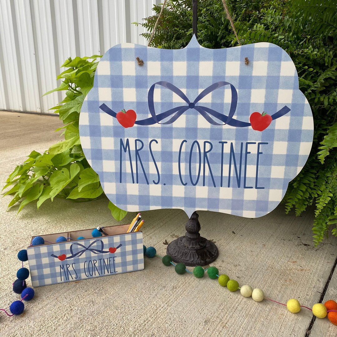 Teacher Gift Set- Personalized Teacher Pencil Holder and Door Hanger ...