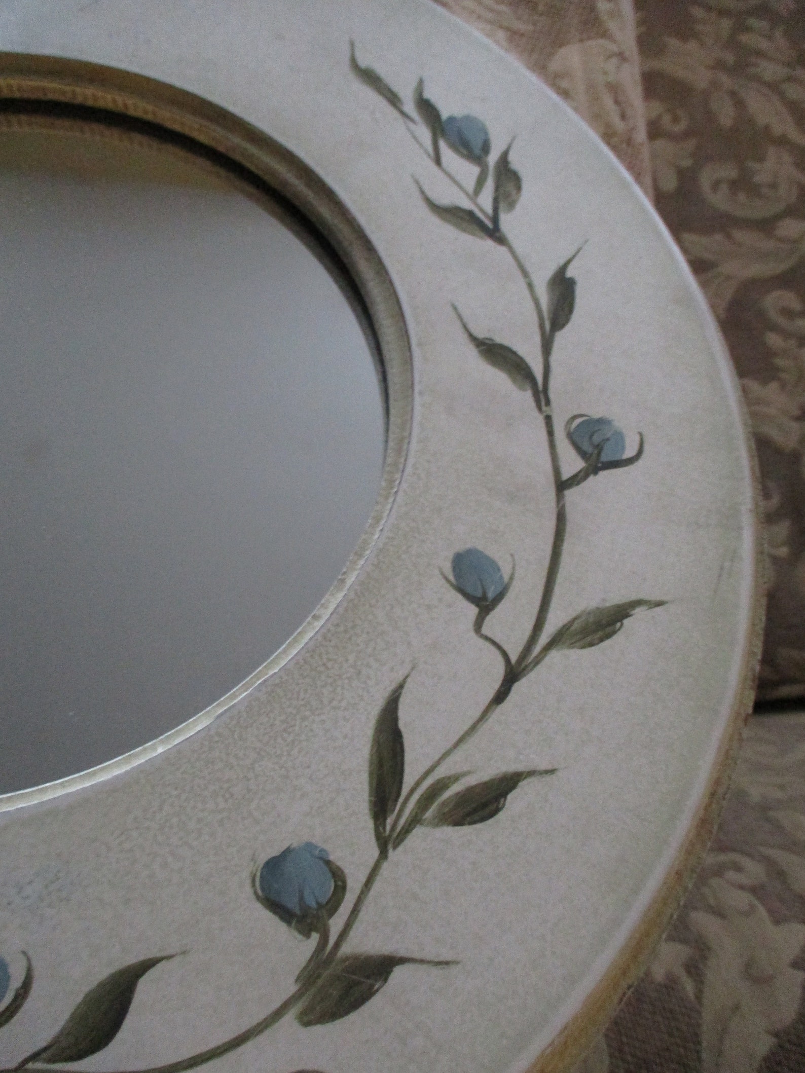Vintage Mirror Romantic White Flower and Blooming Vine Pattern - Etsy