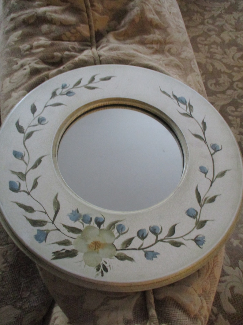 Vintage Mirror Romantic White Flower and Blooming Vine Pattern - Etsy