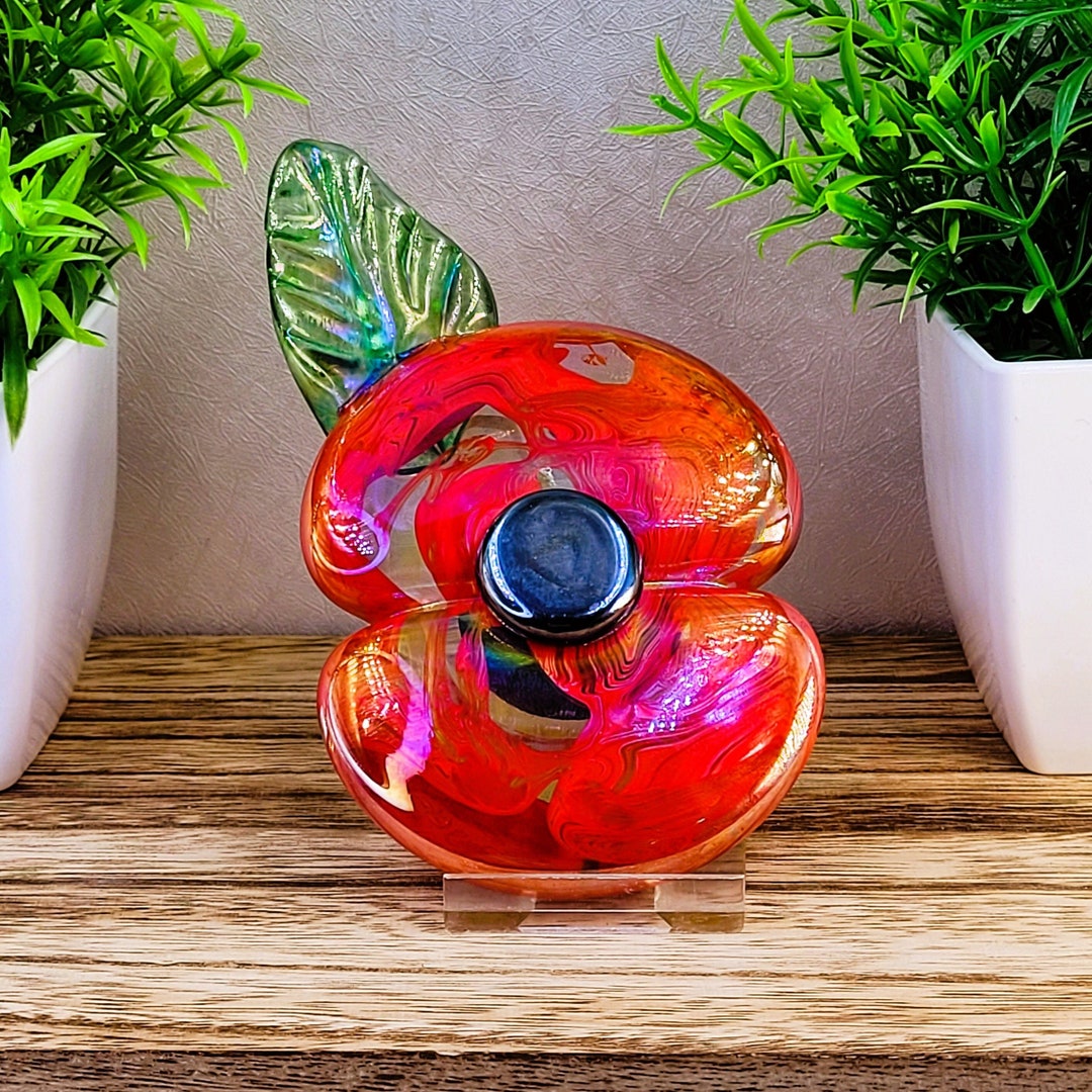 GLASS POPPY PAPERWEIGHT Iridescent Rememberance Poppy Display Ornament ...