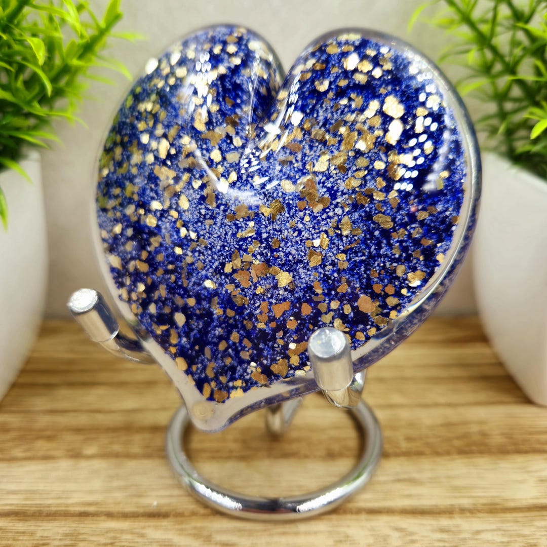 Ashes Into Glass Heart – Memorial Display, Cremation Ashes Infused in ...