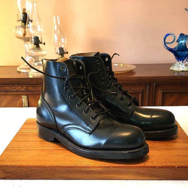 Parade Boots - Etsy