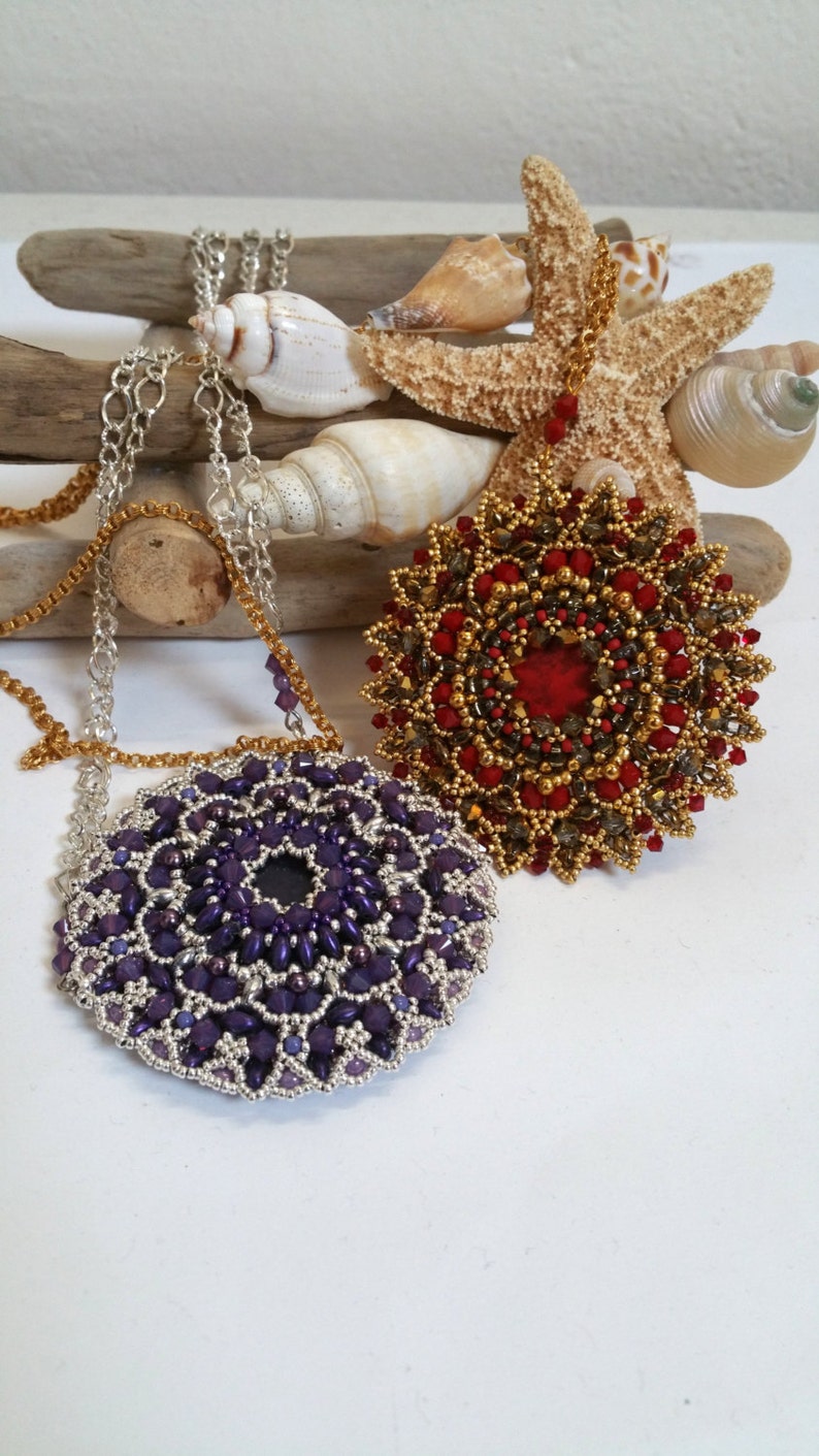 TUTORIAL to Create a Big Double Face "mandala" Pendant With Superduo, Seed Beads, Bicones ...