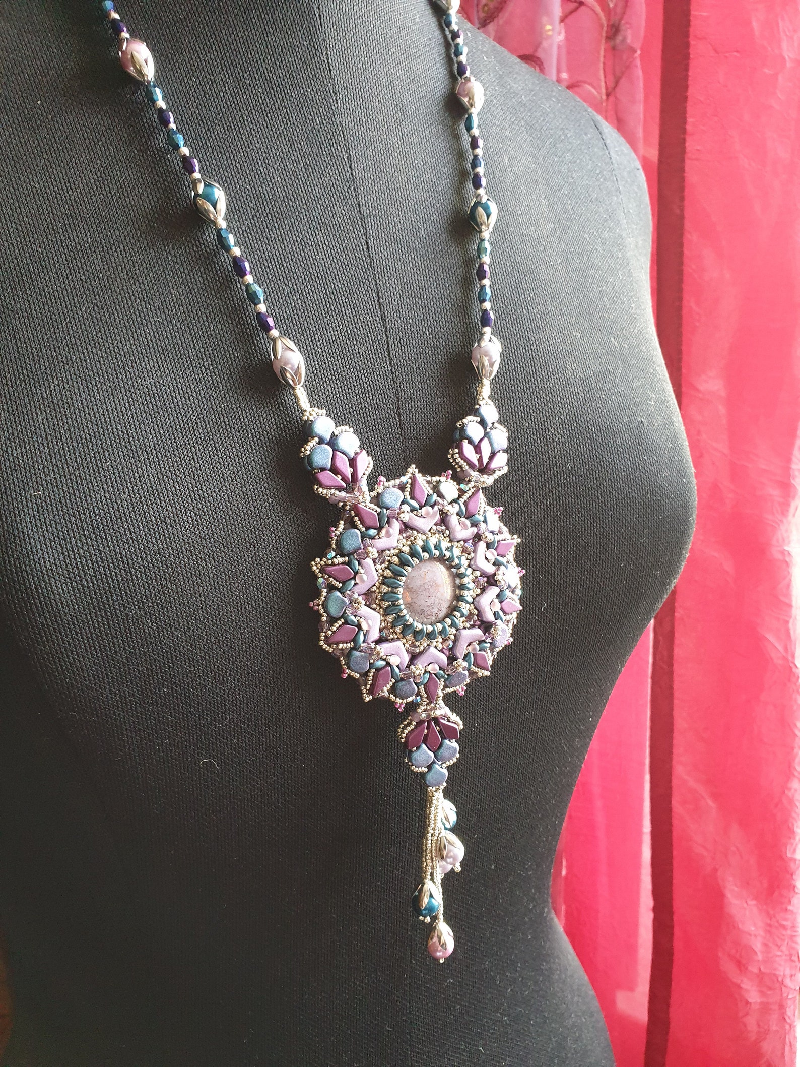 TUTORIAL for Double Face "lili" Pendant With Chevron , Kite , Ginko ...