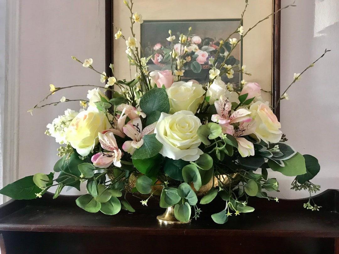 Traditional Floral Arrangement Traditional Centerpiece - Etsy