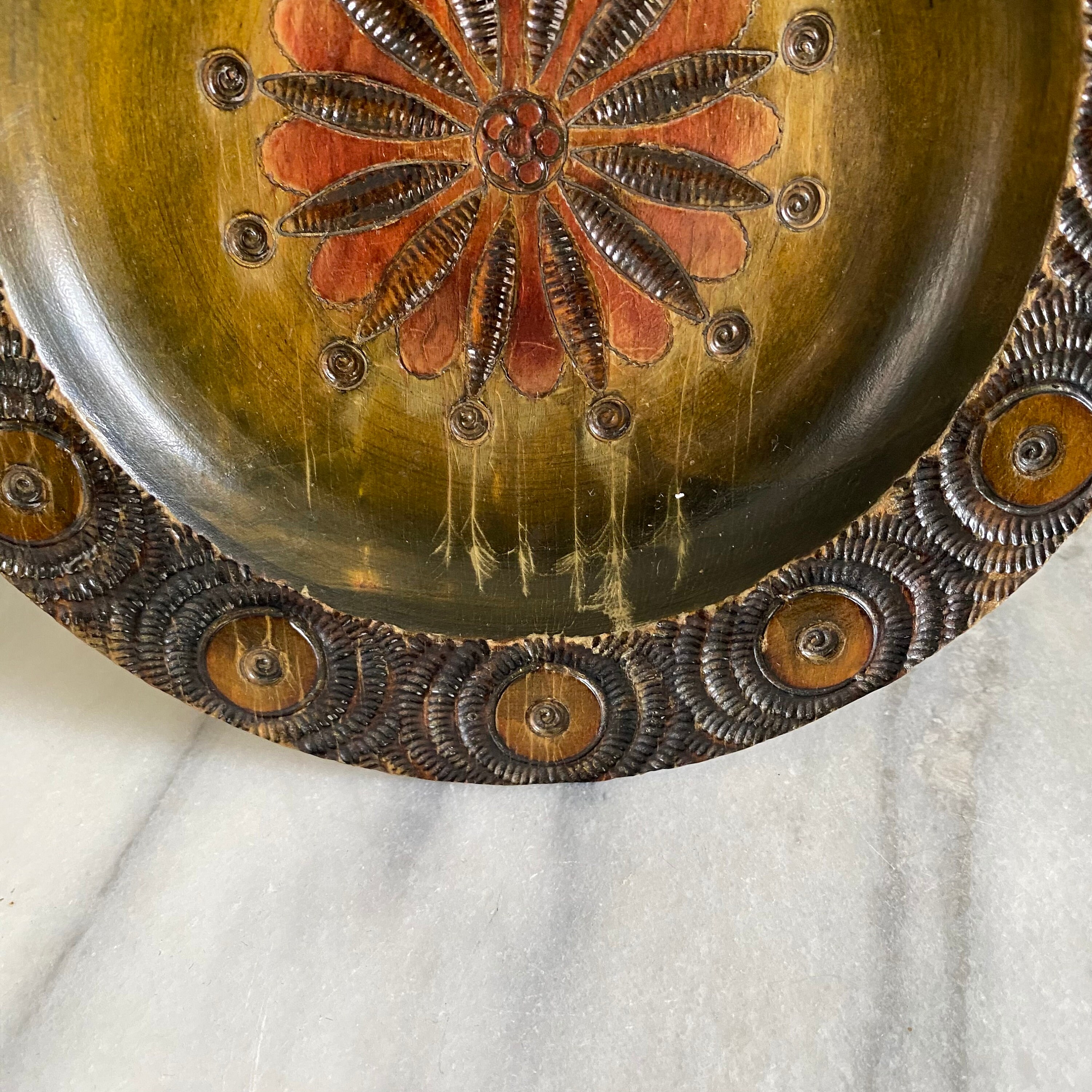 Vintage MCM Hand Carved Wooden Plate Flowers Folk Art Wall Hanging MCM ...