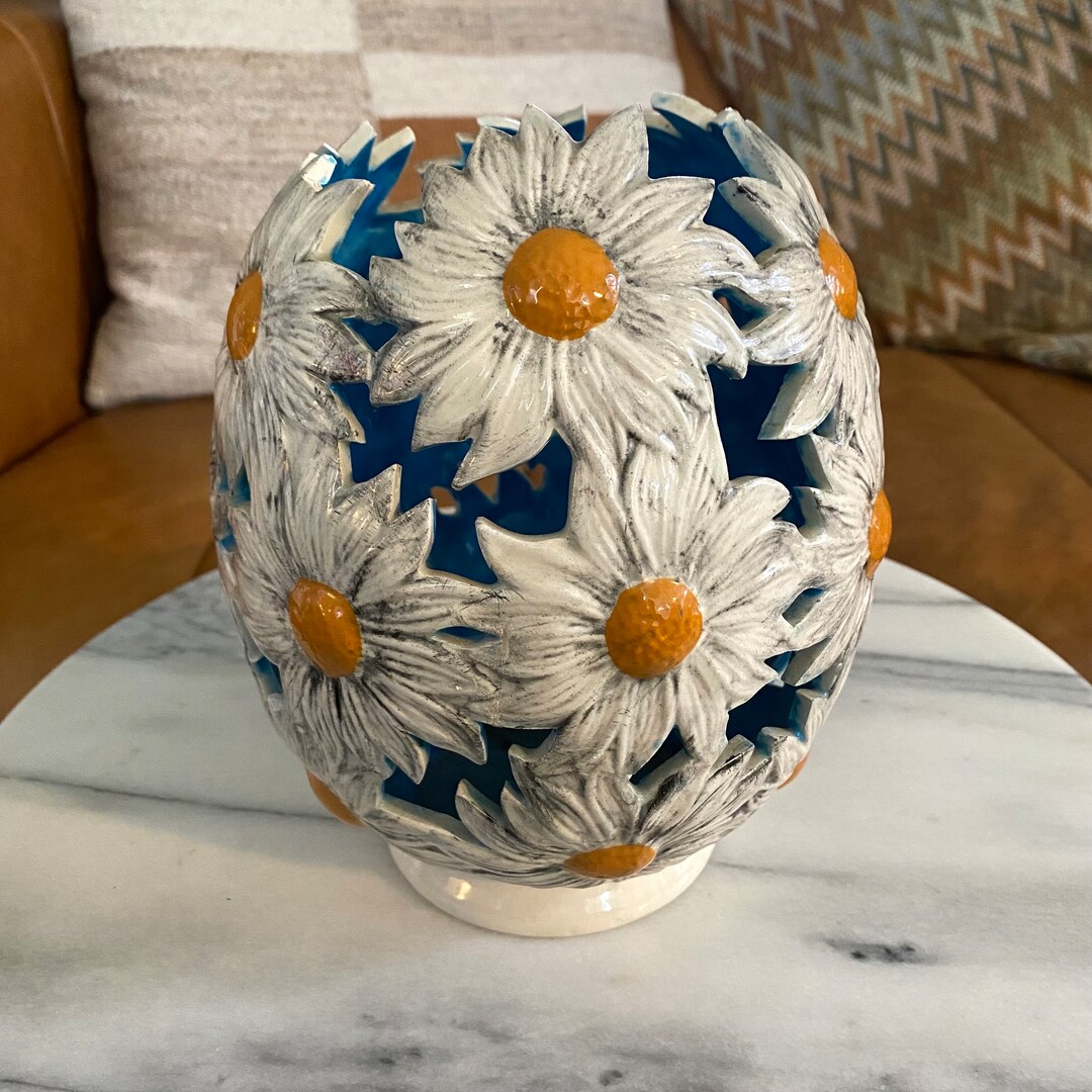 Vintage MCM Daisy Vase White and Blue - Etsy