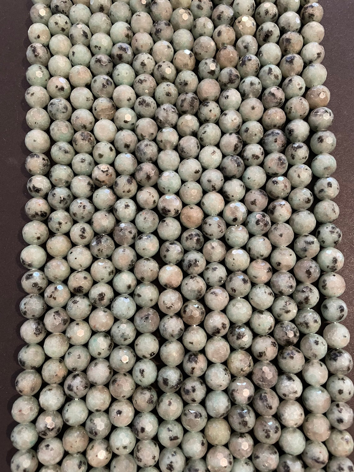 Natural kiwi green jasper. 6mm 8mm 10mm Faceted diamond cut.. | Etsy