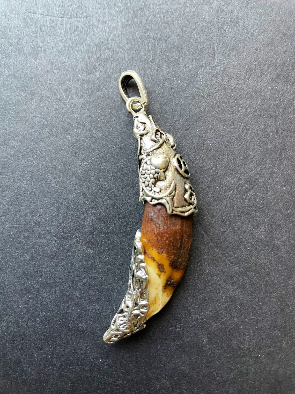 Beautiful Wolf Teeth Pendant. 10x50mm Silver Plated Pendant. Gorgeous ...