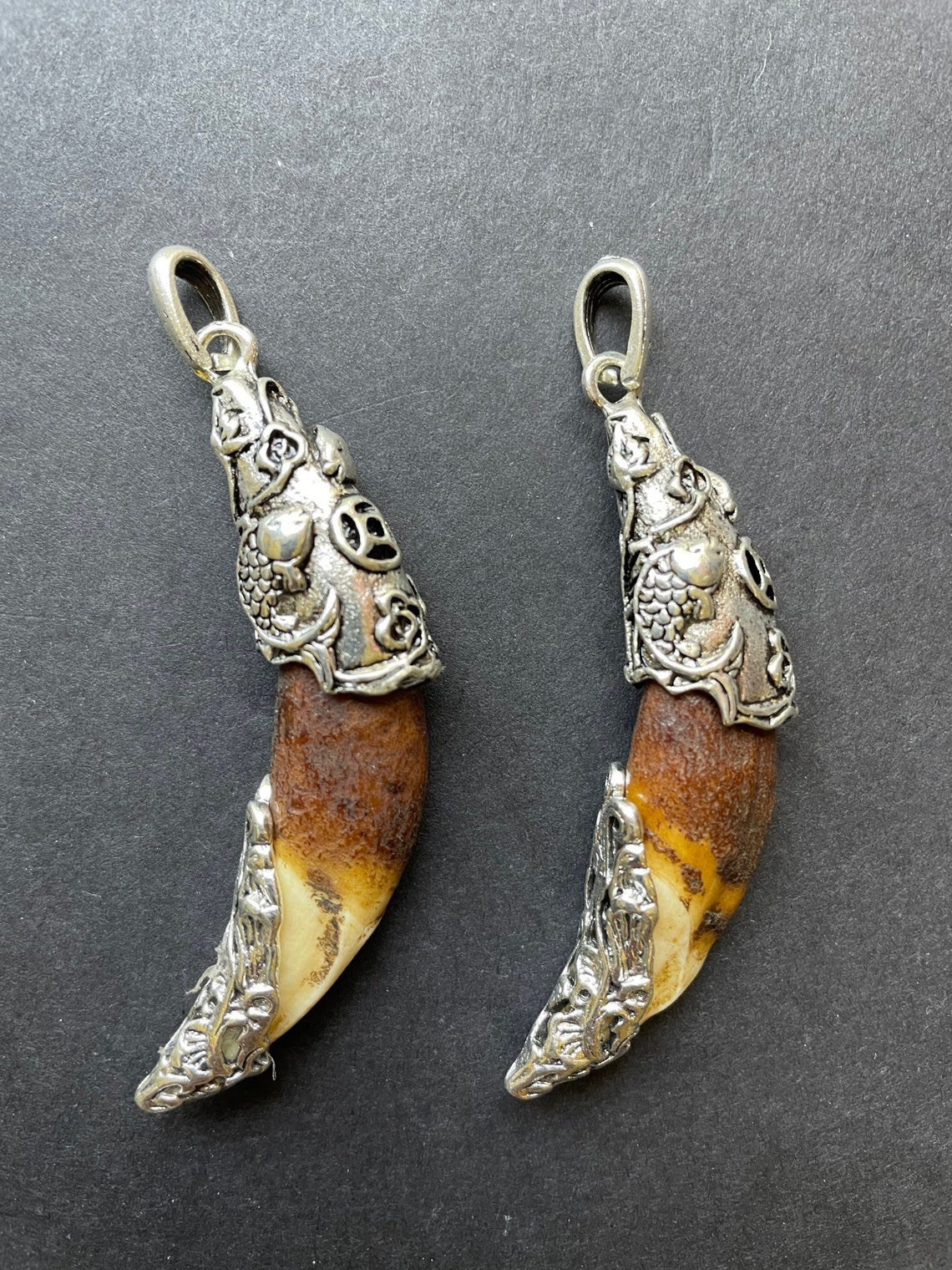 Beautiful Wolf Teeth Pendant. 10x50mm Silver Plated Pendant. Gorgeous ...